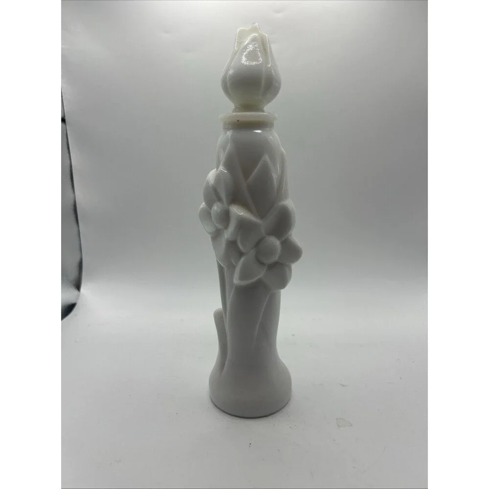 Avon | Accents | Avon Milk Glass Floral Bud Vase White 9 Tall Rare ...